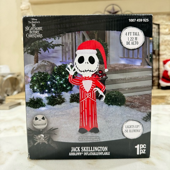 Gemmy | Holiday | Gemmy 4 Ft Jack Skellington Redwhite Suit With Santa ...